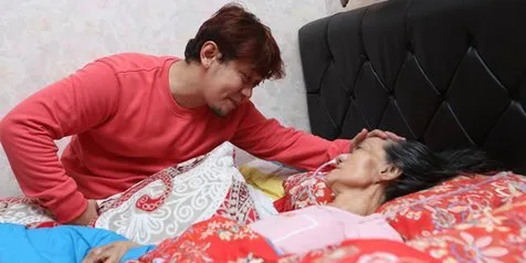 Teguh Vagetoz Belum Ingin Menikah Takut Ibunya yang Sedang Stroke Kesepian - KapanLagi.com