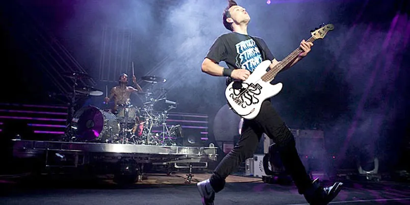 Asyik Moshing, 6 Luka-Luka Di Show Blink 182 - KapanLagi.com