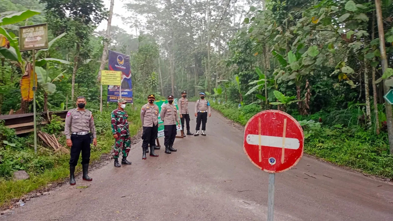 Imbas Erupsi Gunung Semeru, Jalur Lumajang - Malang via Curah Kobokan ... Imbas Erupsi Gunung Semeru, Jalur Lumajang - Malang via Curah Kobokan ...