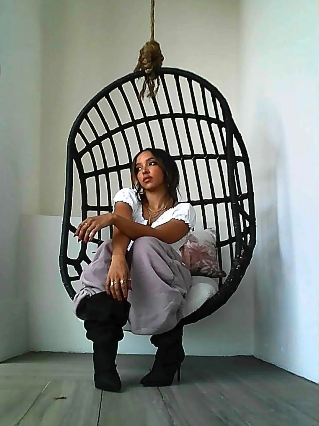 The Meaning and Significance of the Song 2 On - Tinashe, Daring to ...