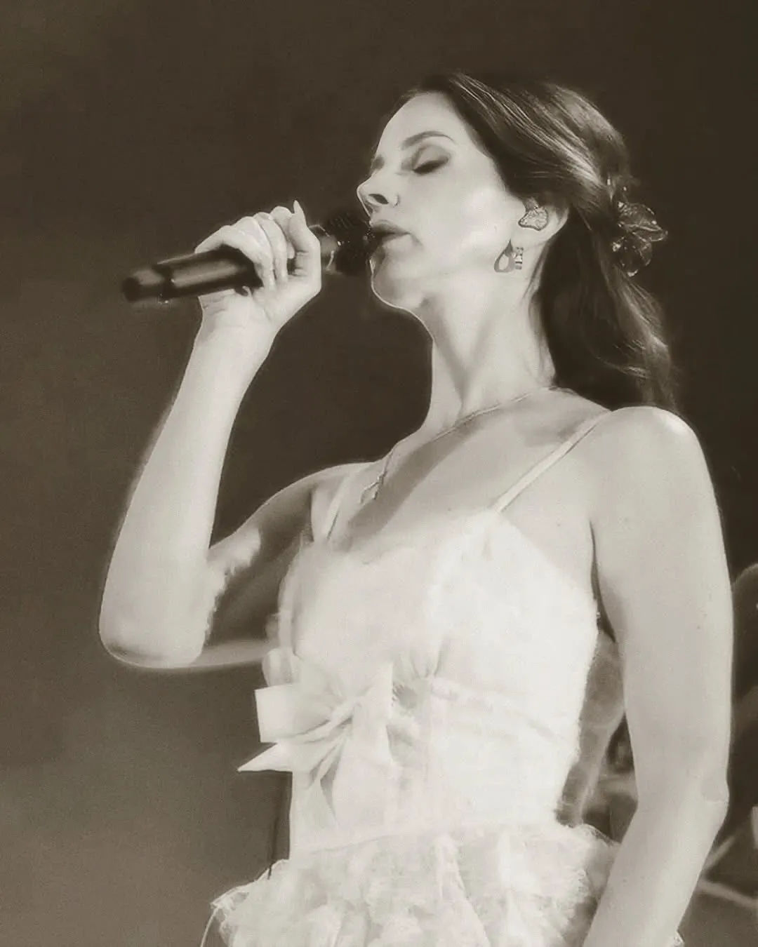 Arti dan Makna Lagu Say Yes to Heaven Lana Del Rey Jadi Simbol ...