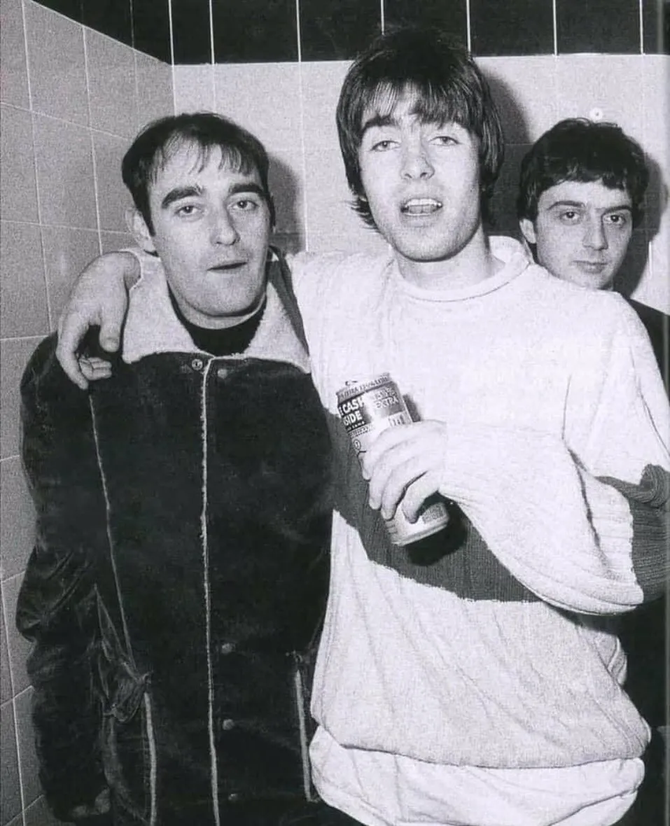 The Meaning and Interpretation of the Song Whatever by Oasis ...