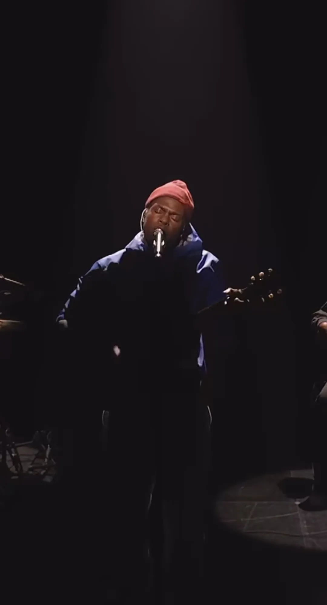 Arti Makna Lagu Blessed - Daniel Caesar, Kisahkan tentang Cinta yang ...