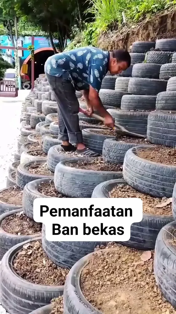 Ban Bekas Jadi Tanggul Pencegah Longsor, Solusi Kreatif dan Ramah ...