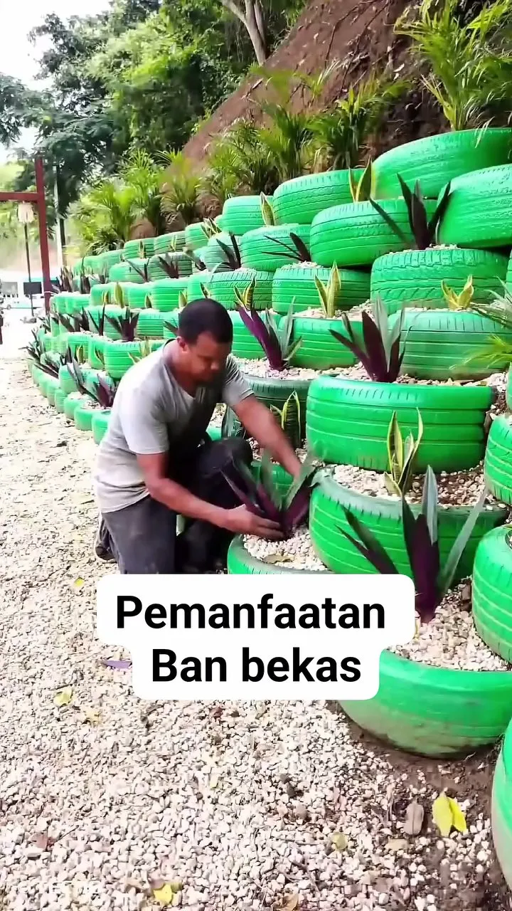 Ban Bekas Jadi Tanggul Pencegah Longsor, Solusi Kreatif dan Ramah ...