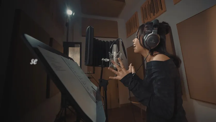 Celyna Grace Releases Victory Song 'Sumpah Mati' with Andi Rianto ...