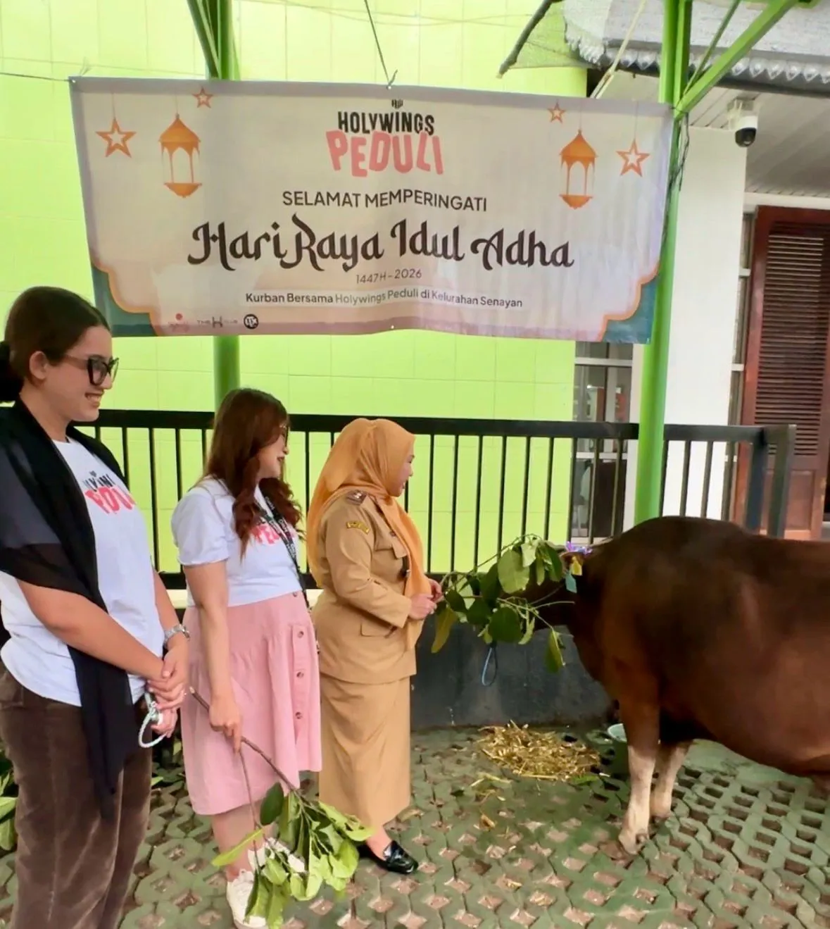 Holywings Peduli Tebar Kebahagiaan Iduladha, Bagikan 55 Hewan Kurban ...