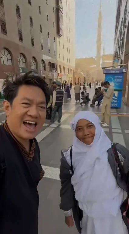 Melki Bajaj Mistaken for Ifan Seventeen and Asked for a Photo Together ...
