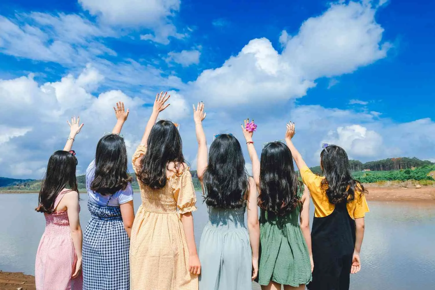 Nama Grup Keren Beserta Artinya: Panduan Lengkap Memilih Identitas ...