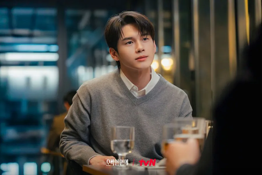 Potret Ong Seong Wu Jadi CEO di Drama 'SPOOKY IN LOVE', Tampilkan Sosok ...