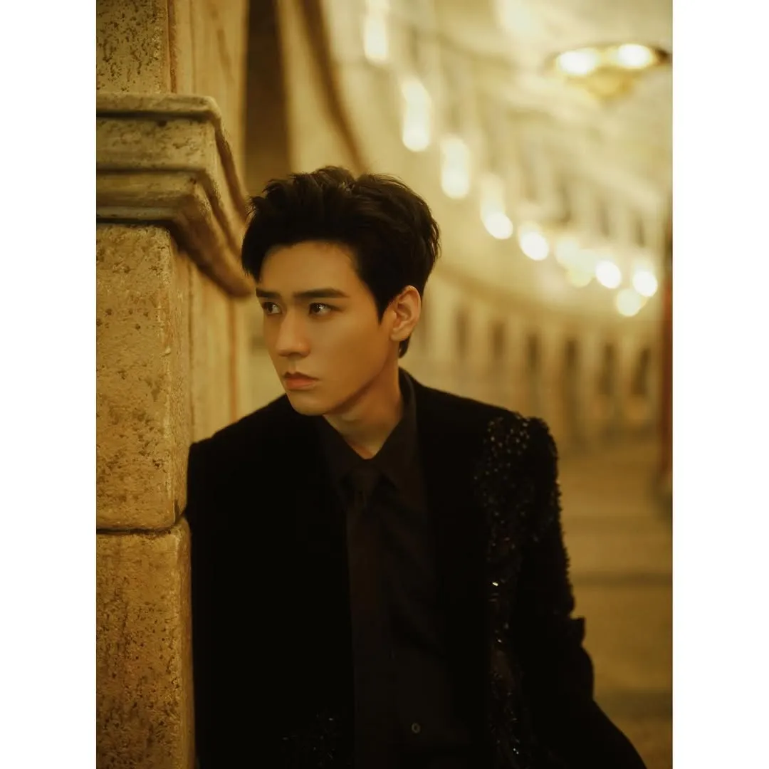 Profil Aktor China Gong Jun, Pemeran Su Mu Yu di Drama BLOOD RIVER ...