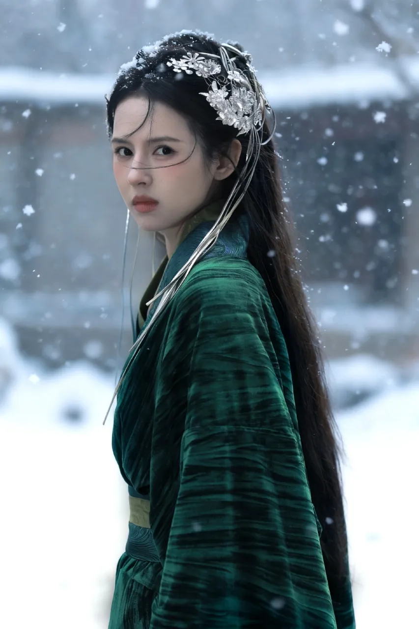 Profil He Nan, Aktris China yang Mencuri Perhatian Lewat Drama Love in ...