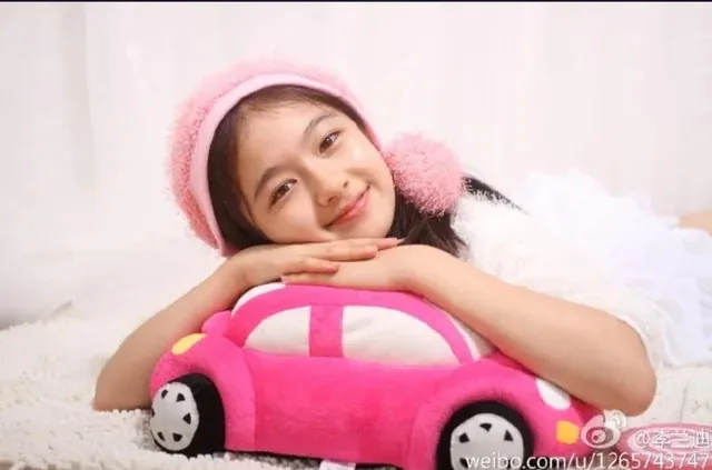 Profil Li Landy, Aktris Muda Berbakat Multitalenta yang Jajaki Karier ...