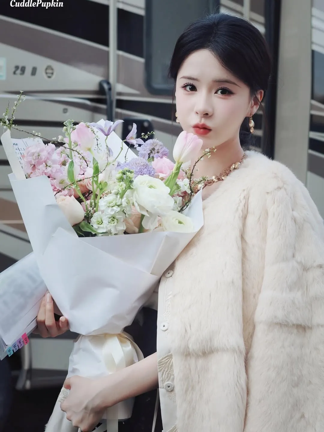 Profile of Meng Na, the Popular Short Drama Actress from China