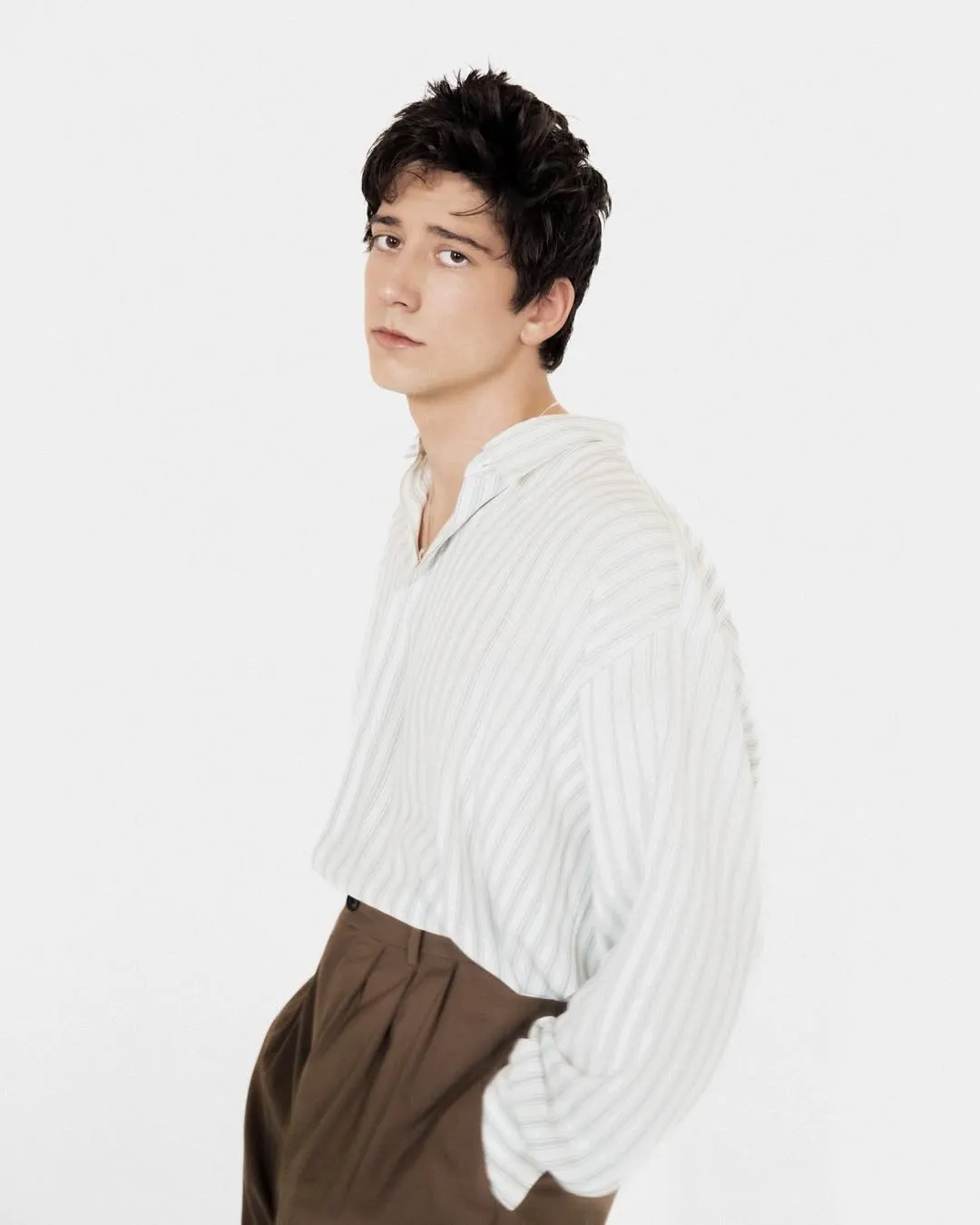 Profil Milo Manheim Sebagai Flynn Rider di Live Action TANGLED, Intip ...