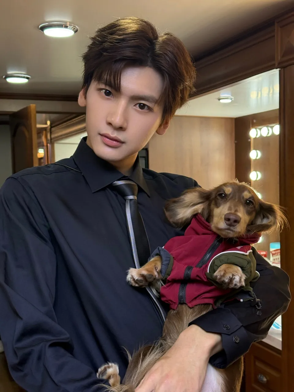 Profil Zhai Xiaowen, Member Boygroup R1SE yang Sukses Berkarier sebagai ...