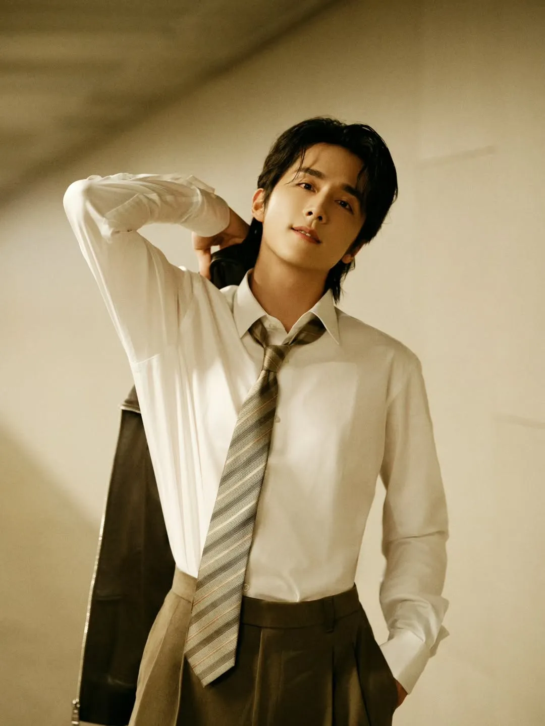 Profile of Zhang Xin Cheng, Acclaimed Chinese Actor Who Has Starred in ...