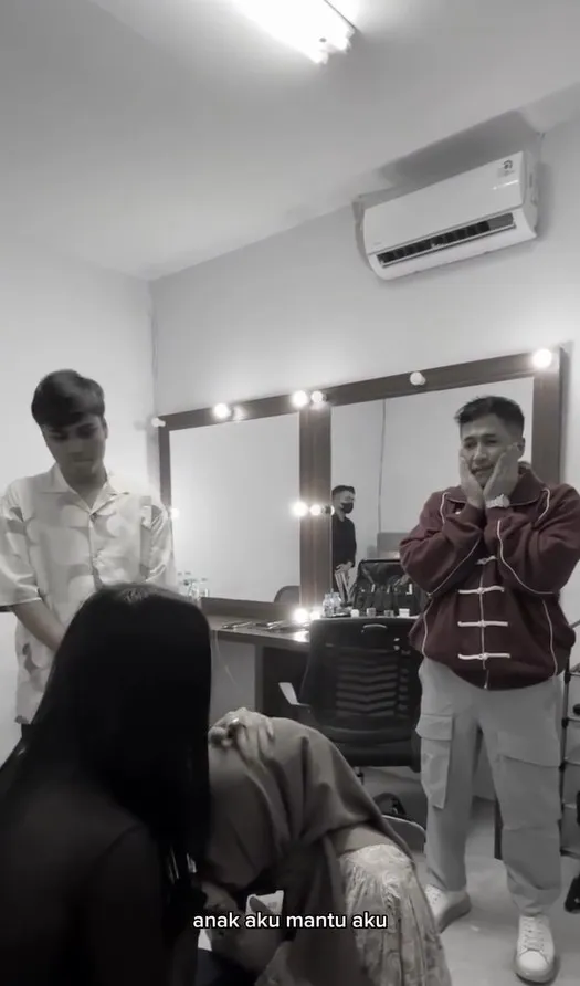 Resmi Jadi Menantu Denada, Fita Tak Merasa Terbebani Punya Mertua Artis ...