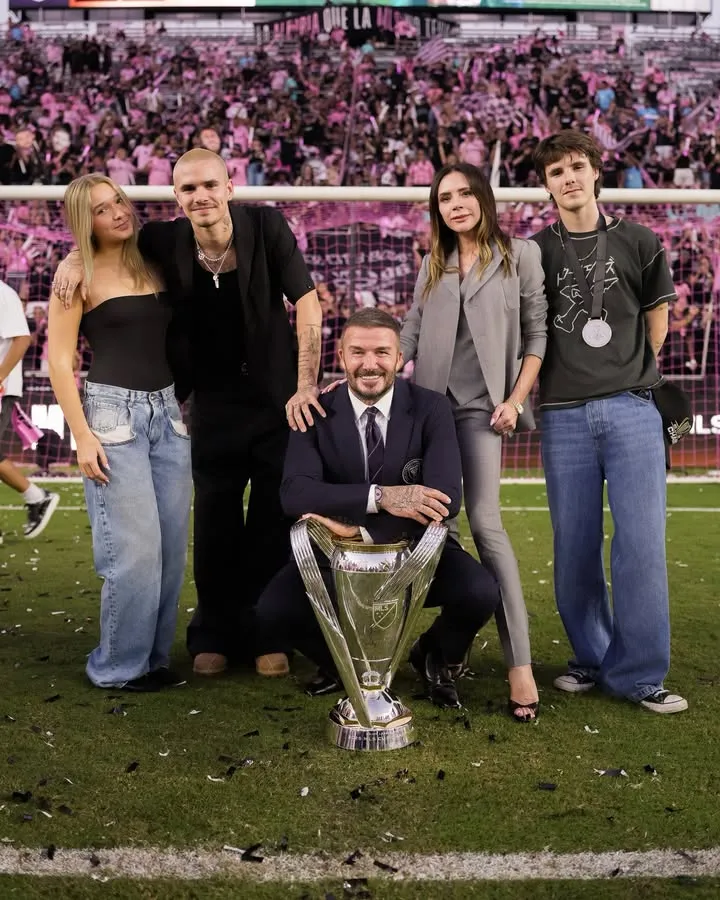 Rumor Kekayaan Keluarga Nicola Peltz Melebihi David Beckham, Ini Jumlah ...