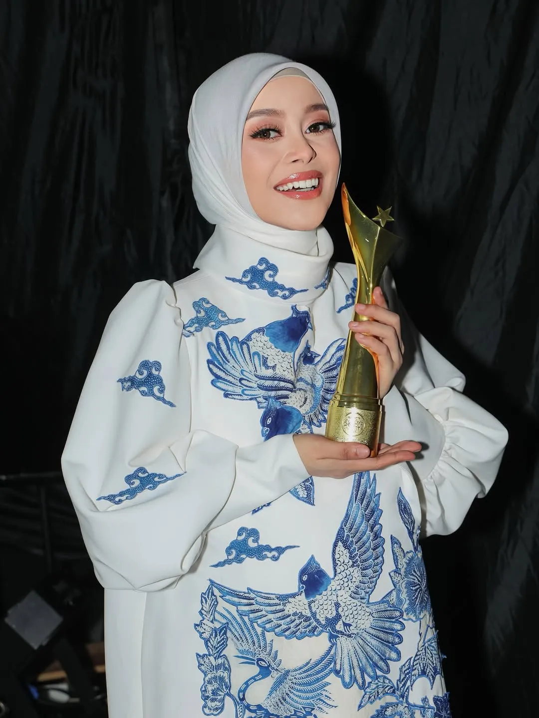 A Series of Songs by Lesti from Dangdut Academy Season One, Will ...
