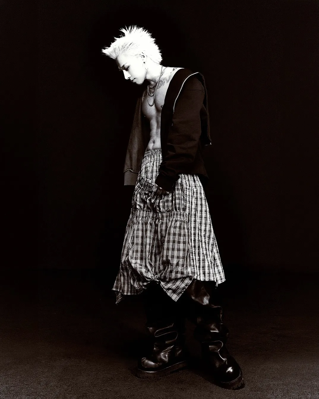 Tracklist Album QUINTESSENCE Taeyang Terungkap, Comeback Solo Setelah 9 ...