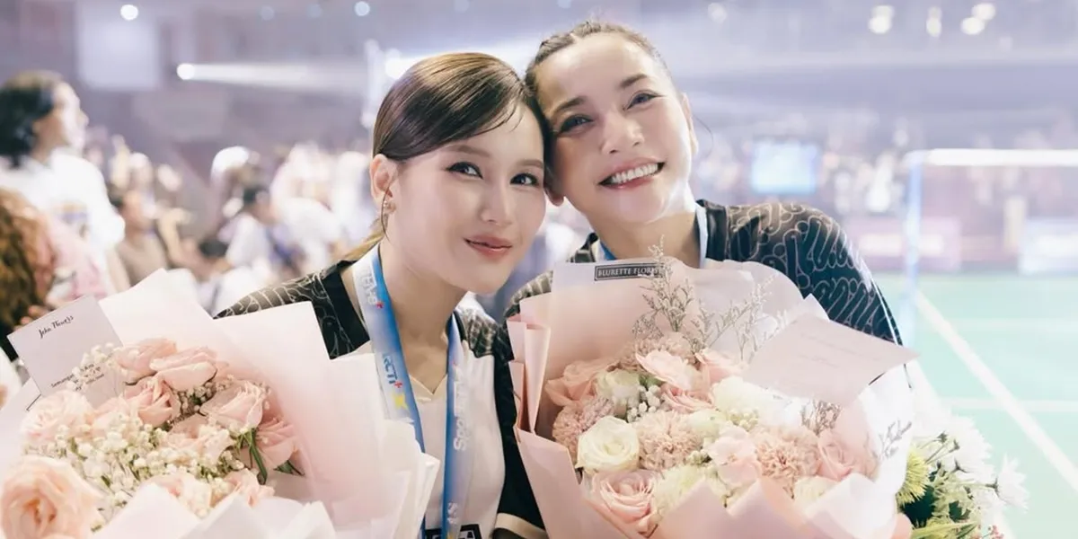 7 Photos of Ayu Ting Ting Competing in Badminton Against Cinta Laura ...