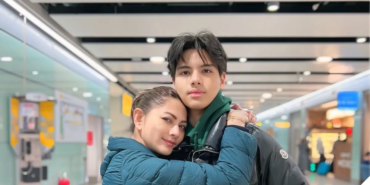 7 Photos of Cut Keke's Togetherness with Xavier Who is Now Studying in ...