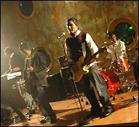 Roulette Band Optimis Tembus Pasar Pop - KapanLagi.com