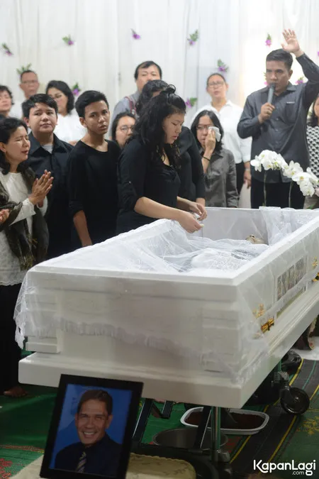 Foto Advent Bangun - #007 - KapanLagi.com