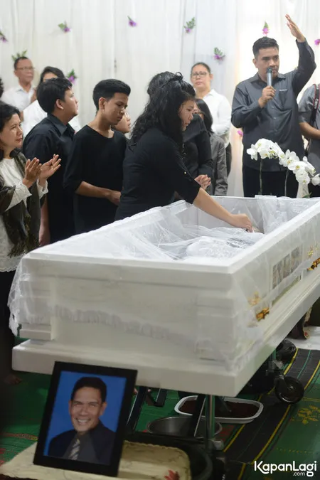 Foto Advent Bangun - #008 - KapanLagi.com