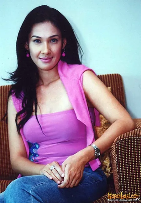 Foto Cut Sarah - #005 - KapanLagi.com