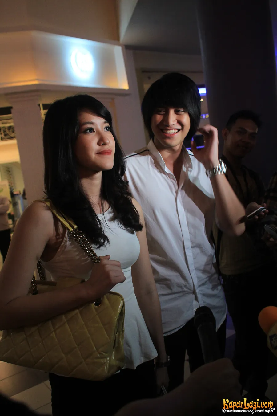 Kevin Aprilio Putus Dengan Elma, Memes Bilang Bagus - KapanLagi.com Kevin Aprilio Putus Dengan Elma, Memes Bilang Bagus - KapanLagi.com