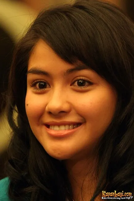 Foto Revalina S Temat - #064 - KapanLagi.com