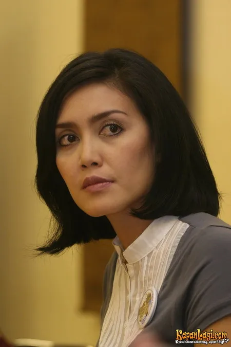 Foto Rieke Dyah Pitaloka - #38 - KapanLagi.com