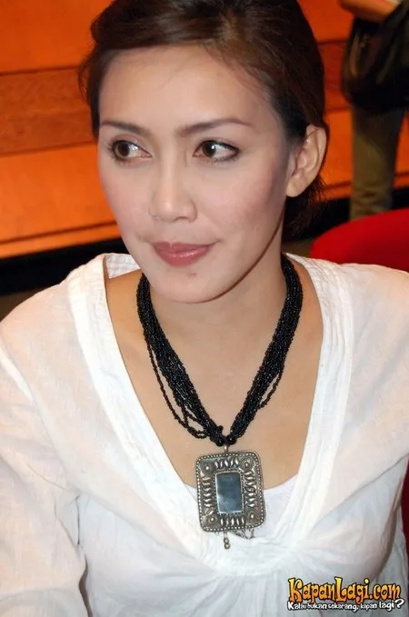 Foto Rieke Dyah Pitaloka - #30 - KapanLagi.com