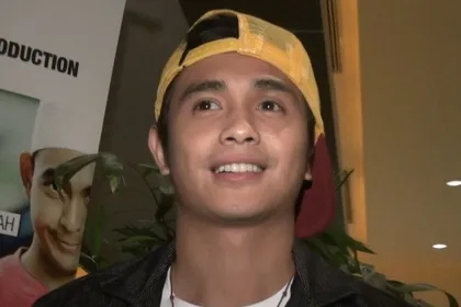 Ajun Perwira Pernah Marah Pada Groupies? | KapanLagi.com: Video ...