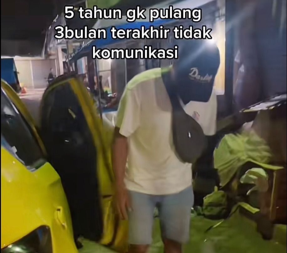 Nyamar Jadi Pembeli Dagangan Ibu di Pasar, Momen Anak Beri Kejutan Pulang Usai 5 Tahun Merantau ...
