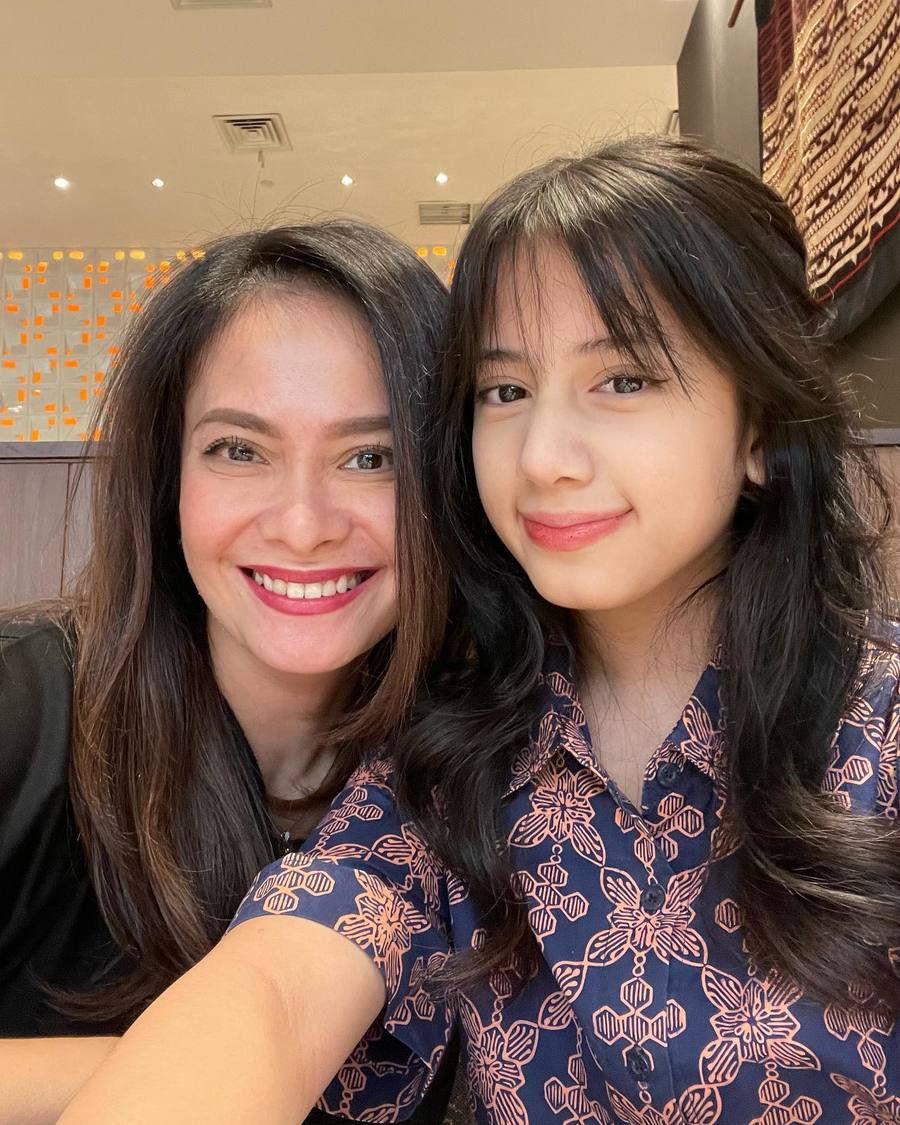 Kini Sudah Jadi Desainer, Berikut Ini 8 Potret Talullah Malaika Putri Bungsu Ersa Mayori yang ...