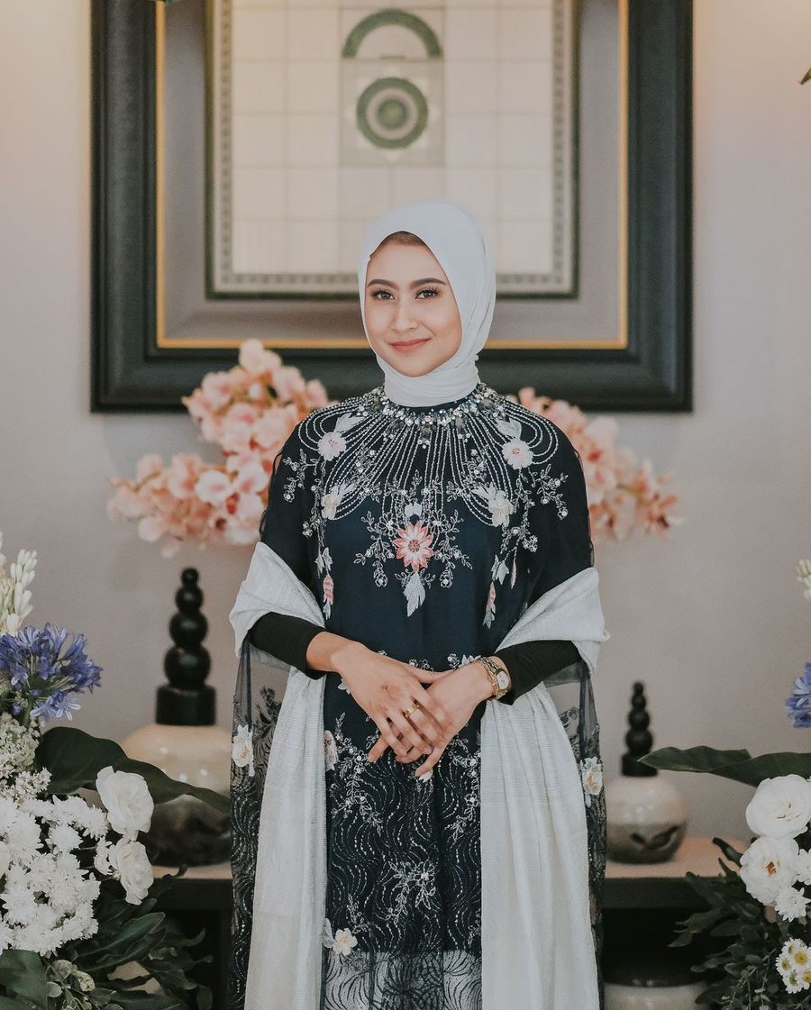 Potret Cantik Wita Nidia Mantan Istri Mayor Teddy yang Tak Tersorot ... Potret Cantik Wita Nidia Mantan Istri Mayor Teddy yang Tak Tersorot ...