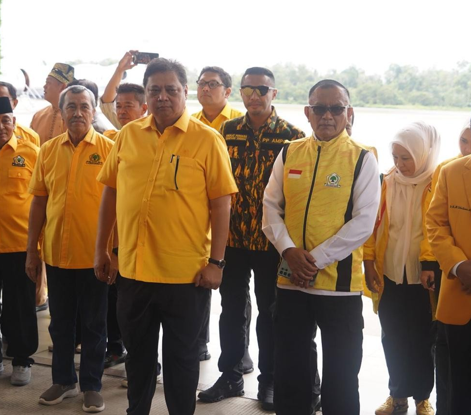 Airlangga Doakan Mahfud Sukses Usai Mundur dari Menko Polhukam