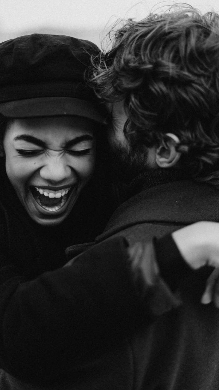 100 Gombalan Lucu bikin Baper, Manis Menggelitik