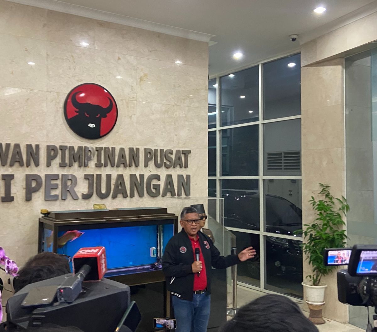 Hasto soal Kesiapan PDIP Jadi Oposisi: Tunggu Hasil Penghitungan KPU