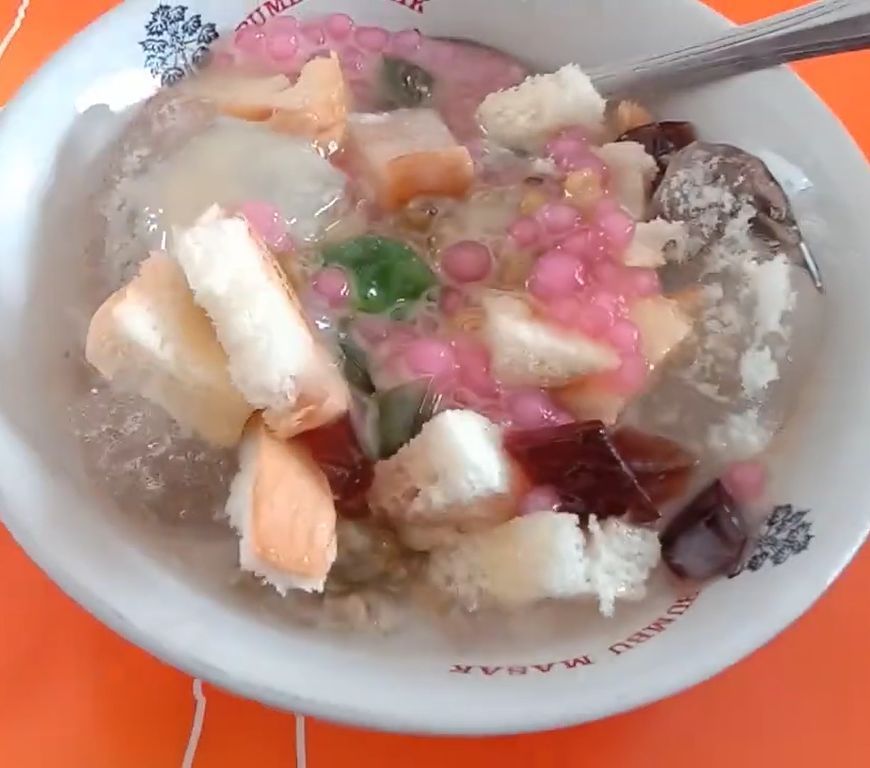 Cerita di Balik Nama Es Dolay yang Legendaris di Purwakarta, Berawal ...