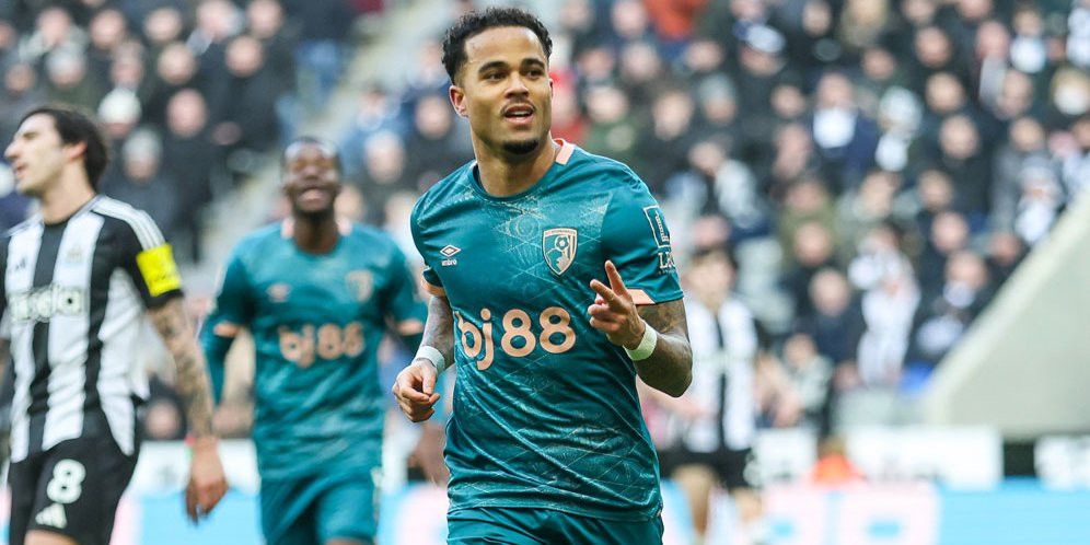 Perbandingan Karier Anak Luis Milla, STY dan Patrick Kluiver di Sepak ...