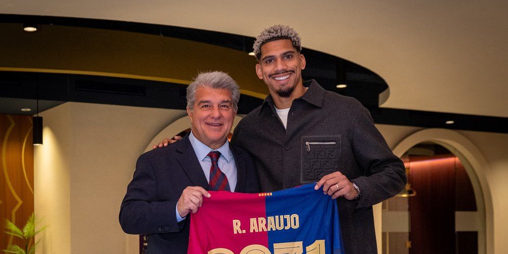Barcelona Resmi Perpanjang Kontrak Ronald Araujo hingga 2031, Klub-klub ...