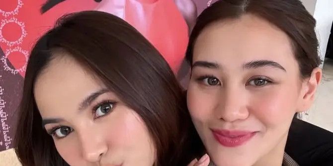 Penampilan Cantik Aaliyah Massaid dan Mahalini saat Nonton Konser Yura ...