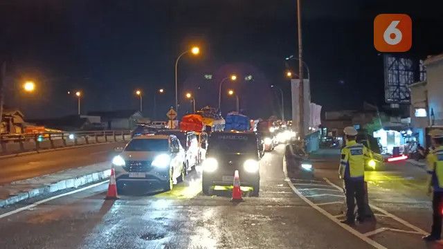Info Mudik Lebaran 2025: Jalan Menuju Pelabuhan Merak Macet Panjang dan ...
