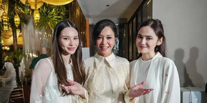 Potret Cantik Elegan Maia Estianty Pakai Dress Putih saat Halal Bihalal Bareng Keluarga, Tak ...