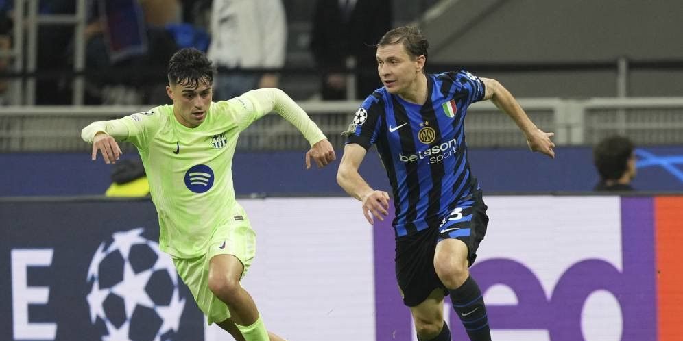 Merasa Dicurangi, Barcelona Minta UEFA Investigasi Wasit Szymon ...