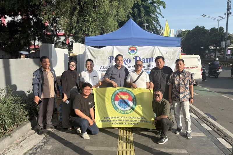 Tahukah Anda, Aksi Damai IKA PMII DKI Jakarta Bersih-bersih Ibu Kota ...